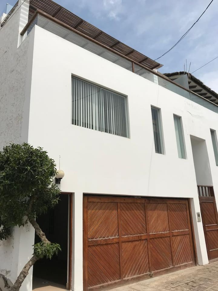 Magnifica Casa Frente Al Mar Para 13 Personas - Lima