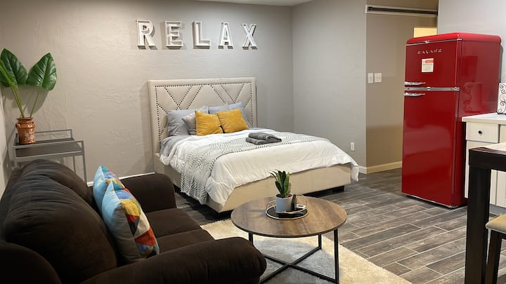 Sweet Studio On Glendale - Phoenix, AZ