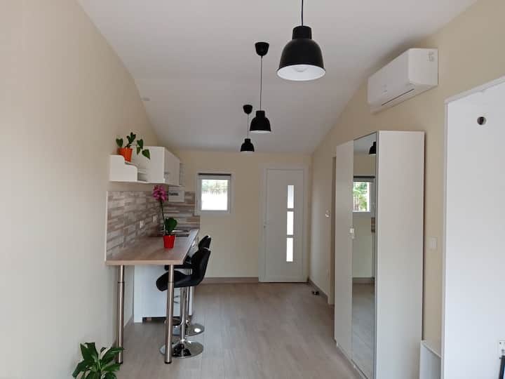 Studio Terrasse Sur Jardin Et Parking - ibis budget Avignon Centre