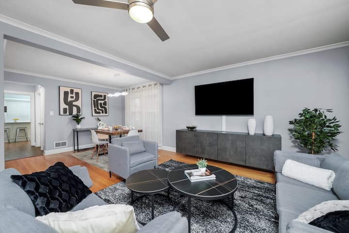 Stylish2br Near O'hare, Fast Wifi Free Parking - Chicago, IL