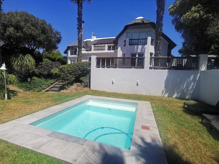 Luxury Canal Holiday Home - Saint Francis Bay