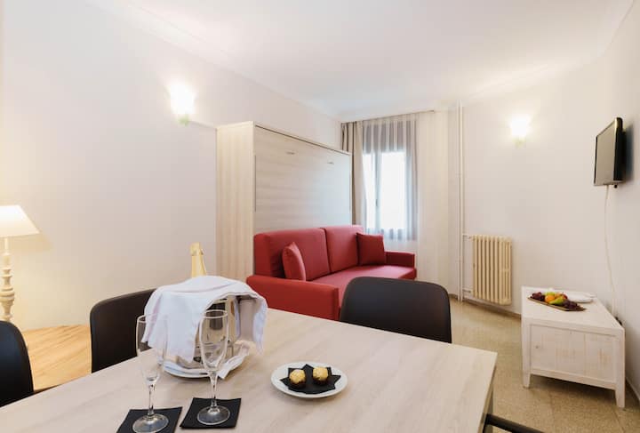 Apartamento De 2 Habitaciones Exterior - Andorra la Vella
