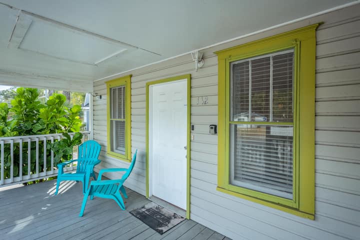 Fyi Featured Cottage | 2br /2ba | 4 Min To Uf - Gainesville, FL