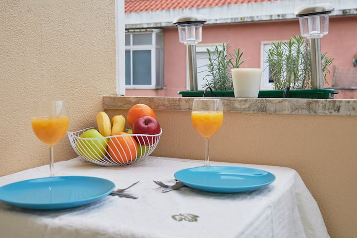 Bright And Quiet Apartment - Amadora