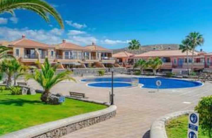 Chic&vip - Tenerife South Airport (TFS)