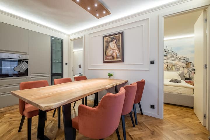 Sofapart Boutique Apt With 3 Bdr + 2 Bth & Parking - Sofia