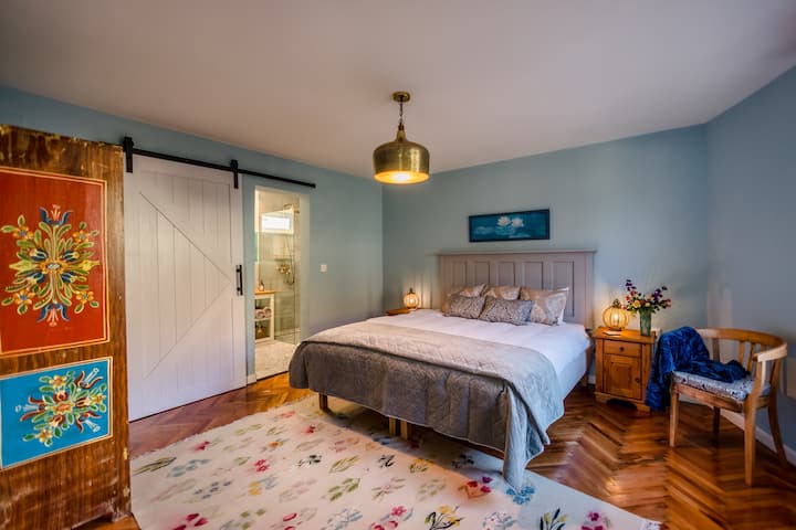 Luxury Vintage Guest House - Cluj-Napoca
