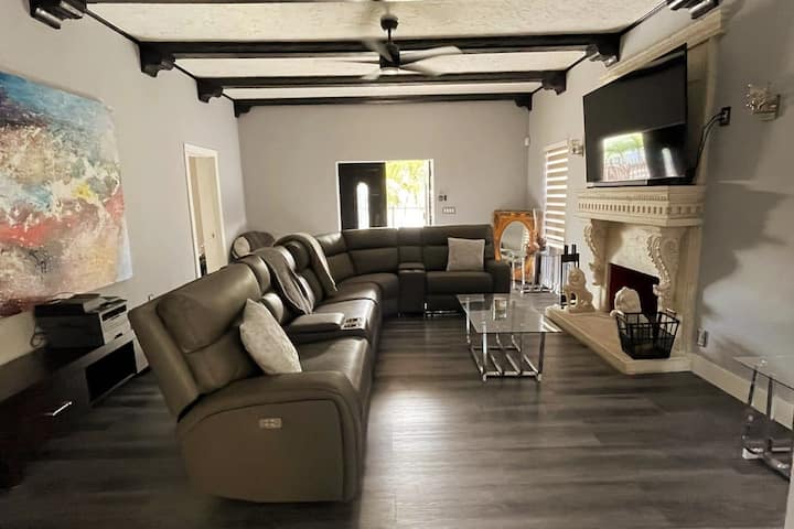 Luxury Miami Design District Home - Miami, FL