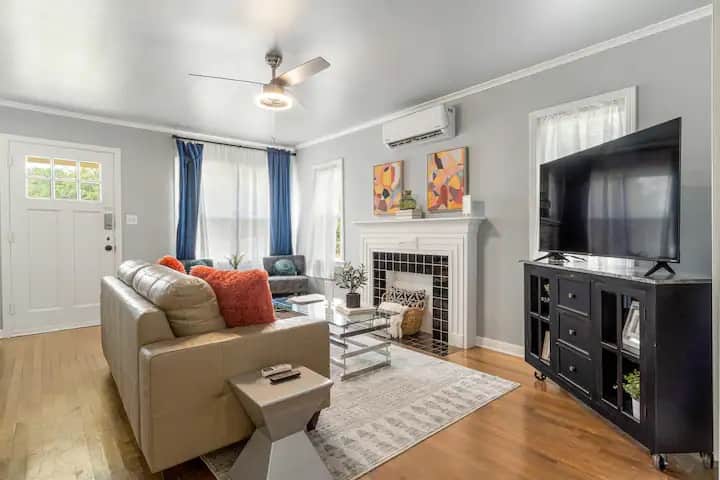 Gorgeous Home: Expo, Bmx, Tu, Cherry St, Downtown - Tulsa, OK