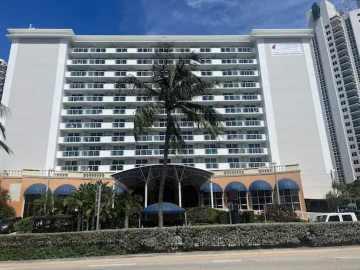 Beachfront Bliss | Sunny Isles - Sunny Isles Beach, FL