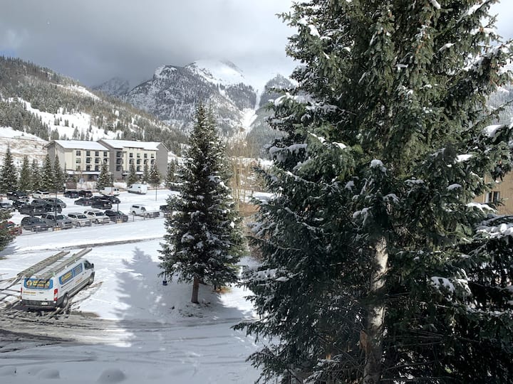 Ski In/out In Center Village - Copper Mountain, CO