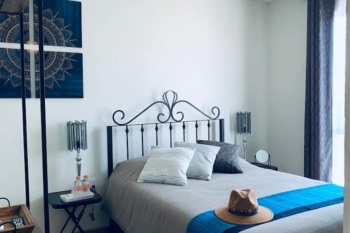 Casa Toscana, Ambiente Acogedor Y Actual - Querétaro