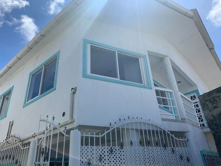 Apartamento De Dos Habitaciones - San Andrés
