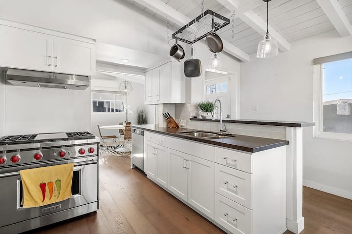 Manhattan Beach! | Ocean View | Garage Parking - Manhattan Beach, CA