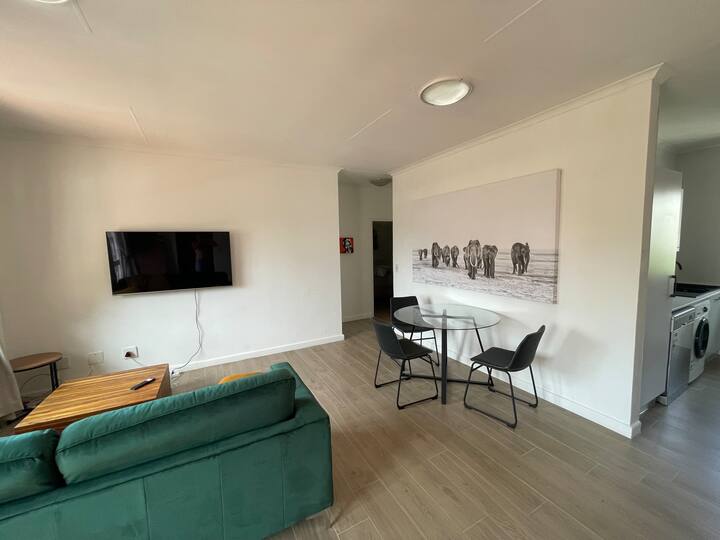 Stylish Sandton City Apartment - Johannesburg