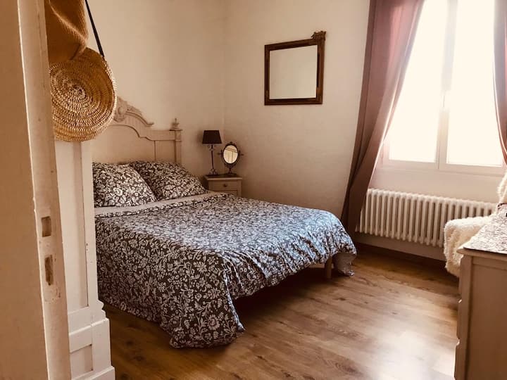 Cosy Chambre D'hôte Avec Petit Déjeuner - Montereau-Fault-Yonne