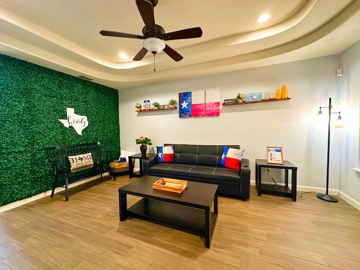 The Texas Getaway * 2b/2b Wifi* - McAllen, TX