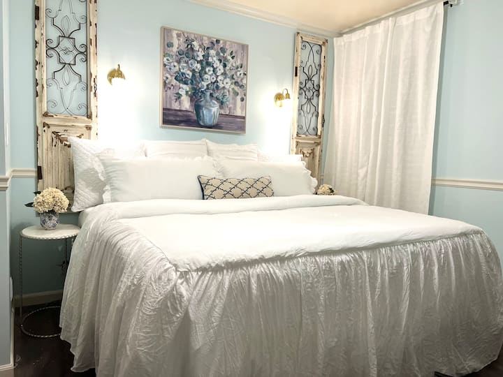 Luxury, Comfort & Charm Near Byu/stadium In Provo - Provo, UT