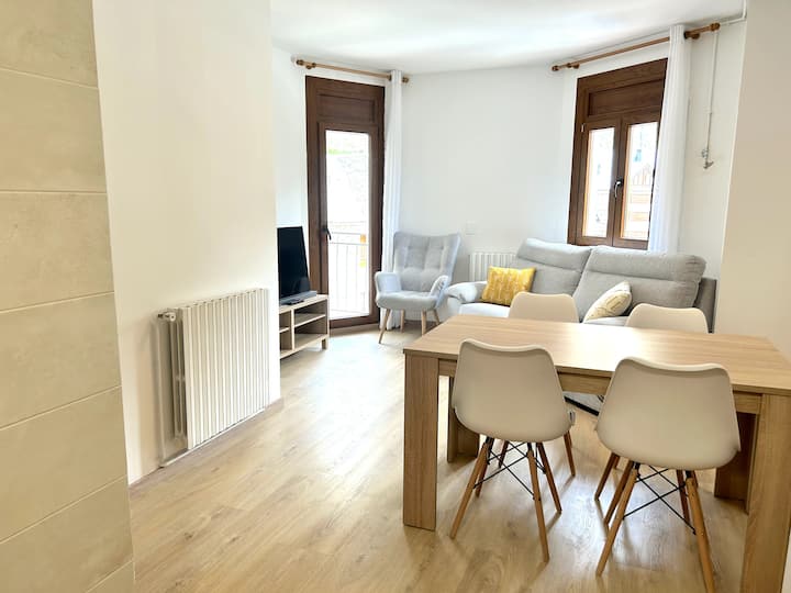 Rural D'àneu | Apartament Amb Vistes I Cèntric - Esterri d'Àneu