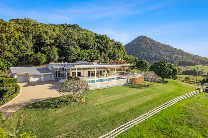 Noosa Mountain Retreat - Hinterland Views - Eumundi
