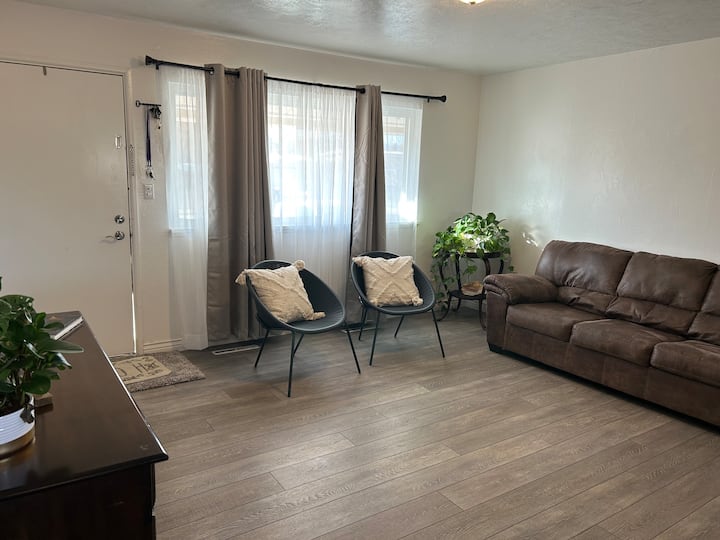 Charming Home In Temple District - Vernal, UT