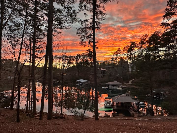 Love The Lake! - Lake Keowee, SC