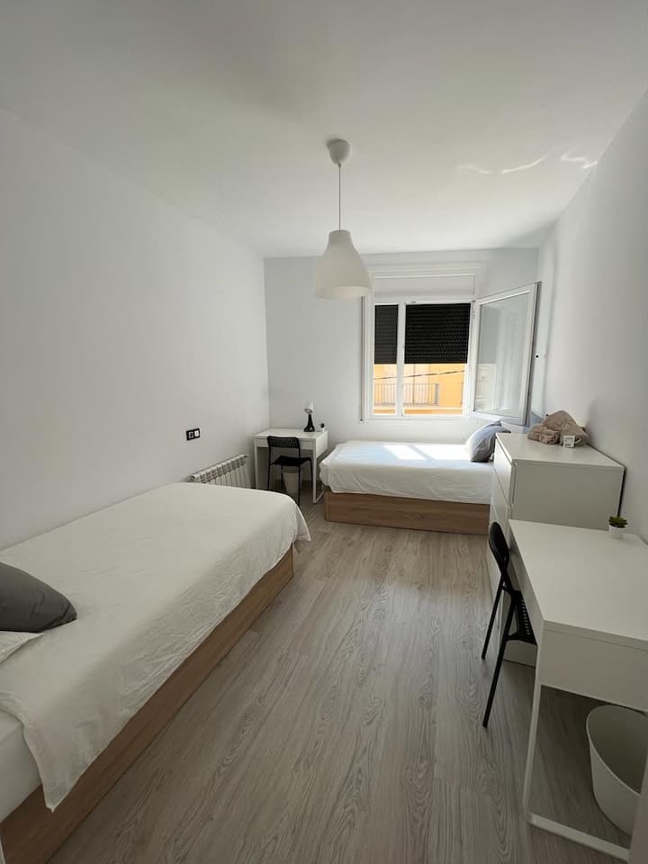Moderna Habitación En Casco Histórico 1-2 - Tortosa