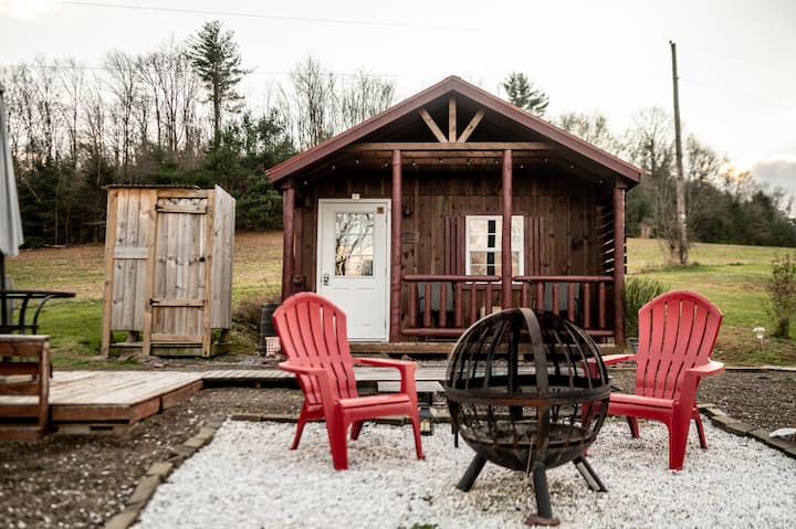 Two Cabin Getaway - Personal Group Campground - Locust Lake State Park, Barnesville