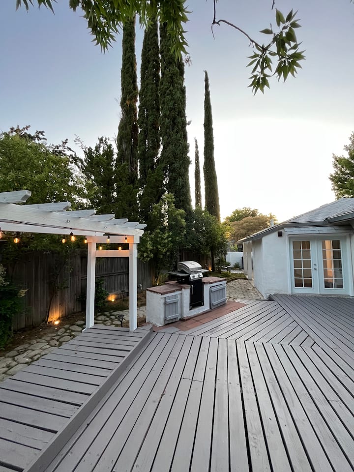 Clean & Cozy Sacramento Family Retreat - Citrus Heights, CA