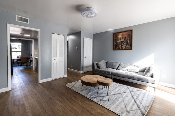 Cozy Quiet #A Townhouse With 2/2.5 - Dunwoody, GA