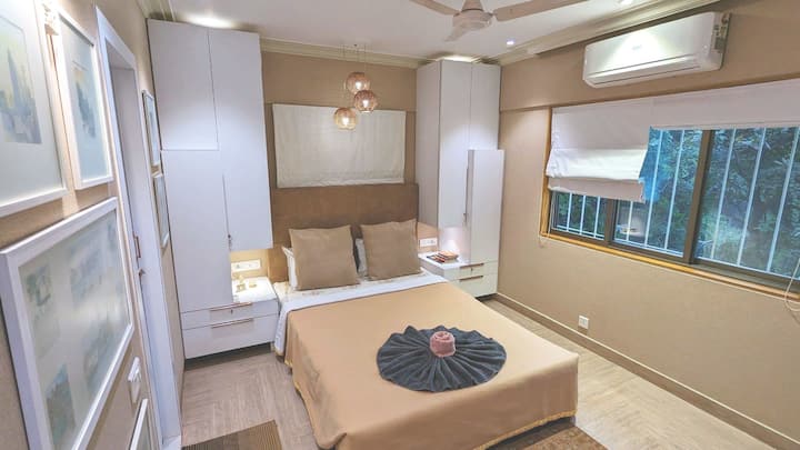 A Designer's Forest View Bed Rm + Bath In Versova! - Mumbai