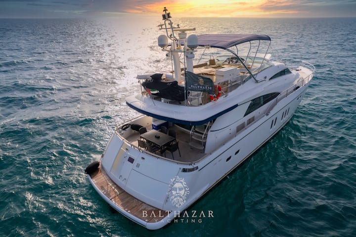 Private Luxury Yacht- 3 Bedrooms - Doha