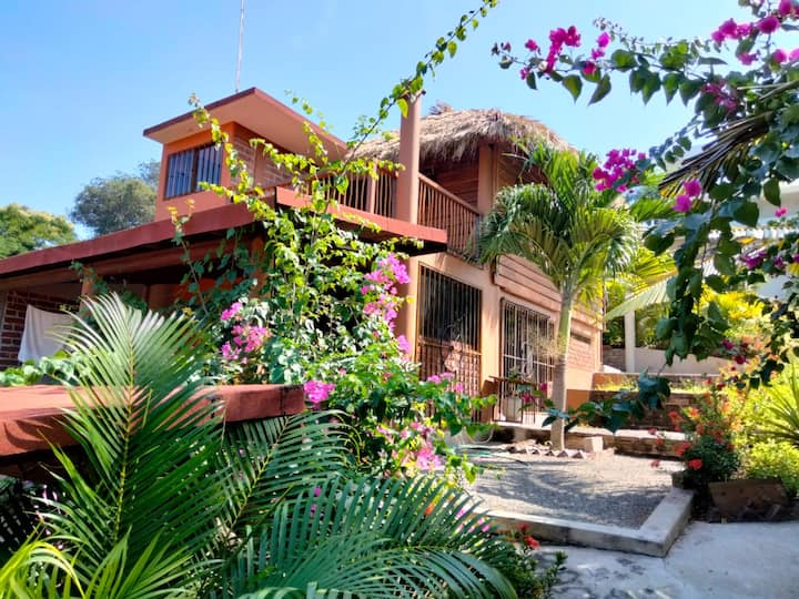 Cabane à 5 Mn De La Plage En Marchant - Zihuatanejo