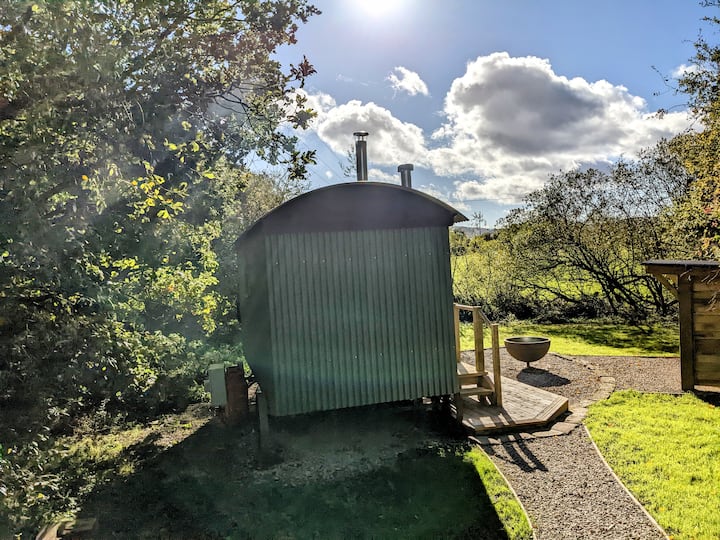 Hut In The Glade - Yorkshire