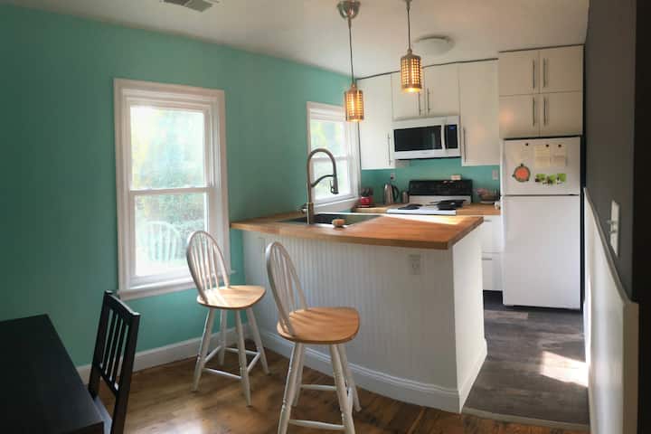 Little Blue Sunshine - Charlottesville, VA