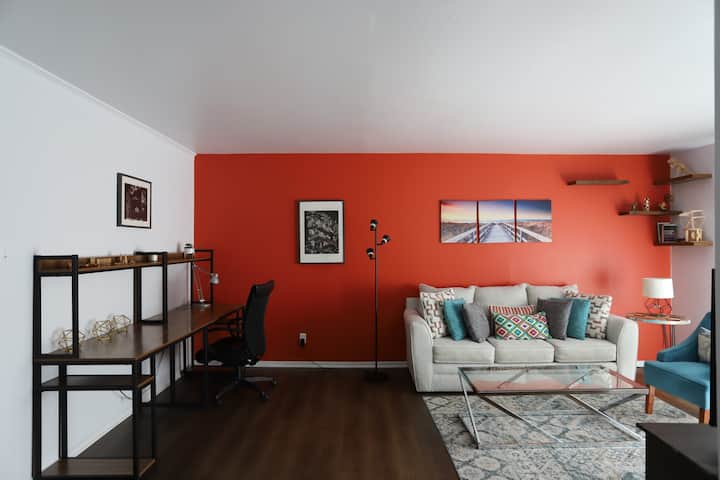 Best Location Apt Experience - Houston, TX