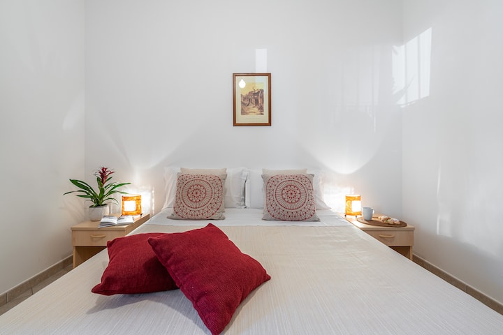 Casa Con Ampia Terrazza - Dorgali