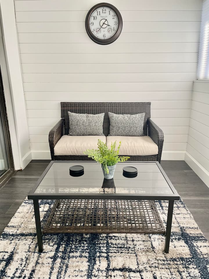 1.5 Bed Condo On Lake Tarpon (2nd Fl) - Tarpon Springs, FL