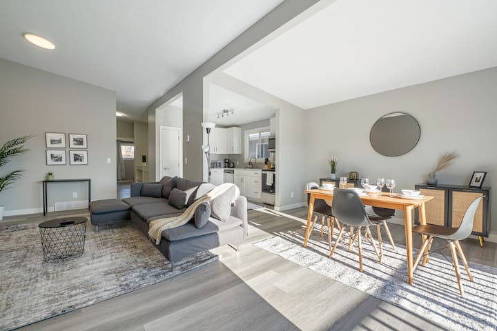 The Jasper - Modern & Spacious! - Calgary