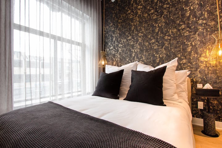 Studio2/plateau/st-denis/terrasses/selfcheck-in/ac - Montréal, QC