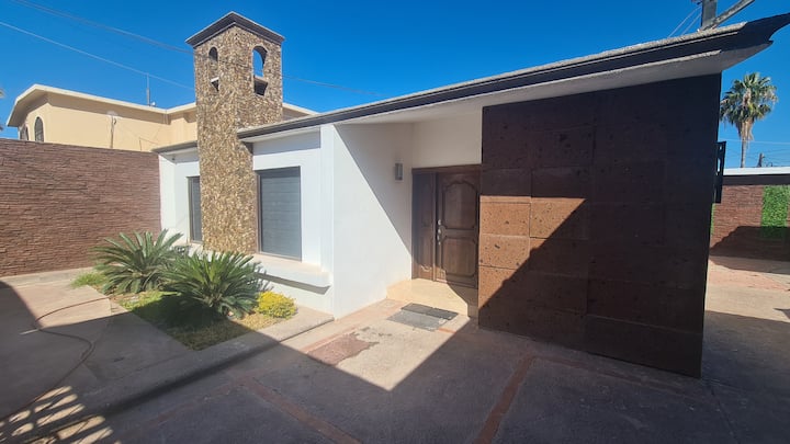 A Pearl Near The Sea Of Miramar - Guaymas