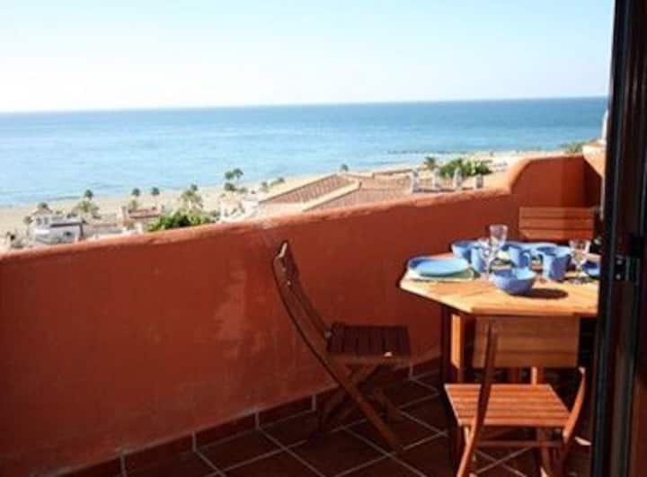 Seaview Apartment In Estepona - Estepona