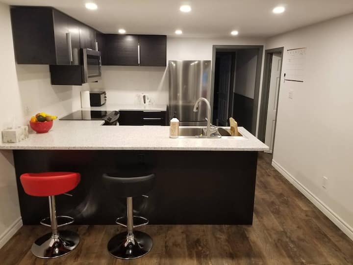 Modern & Bright Studio Apartment - Chicopee