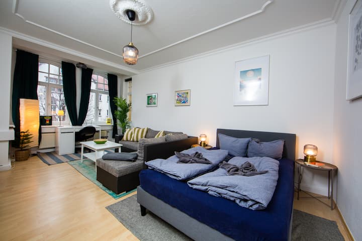 Cosy Altbau Apartment In The City Centre Of Erfurt - Erfurt