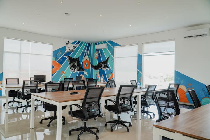 Studio 5 Bali Bustle Pararaton Kuta - Denpasar