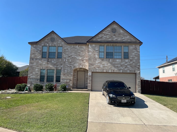Spacious, Private 1/4 Acre Lot - Round Rock, TX