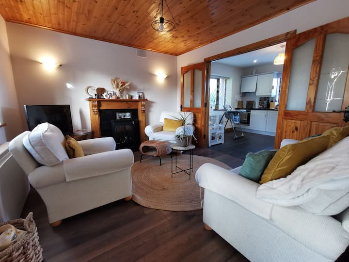Romantic 3br Cottage In A Great Location - Kildare