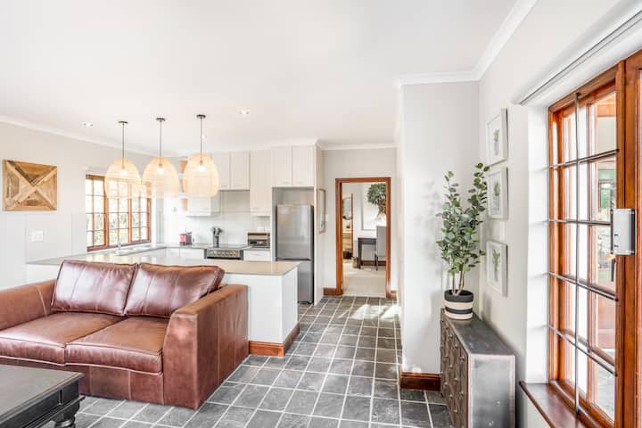 Avemore Olive Apartment With Full Backup Power - Stellenbosch
