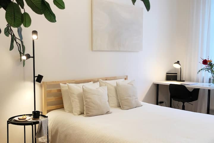 Centre Apt. Free Parking, Fireplace - Riga