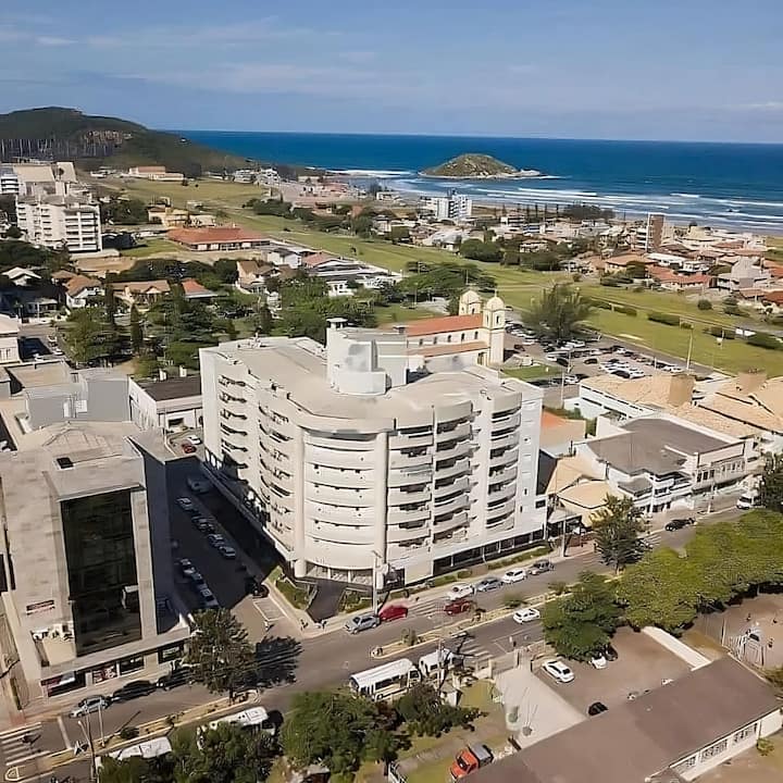 Apartamento A 450 M Do Mar.
Praia Da Vila - Imbituba